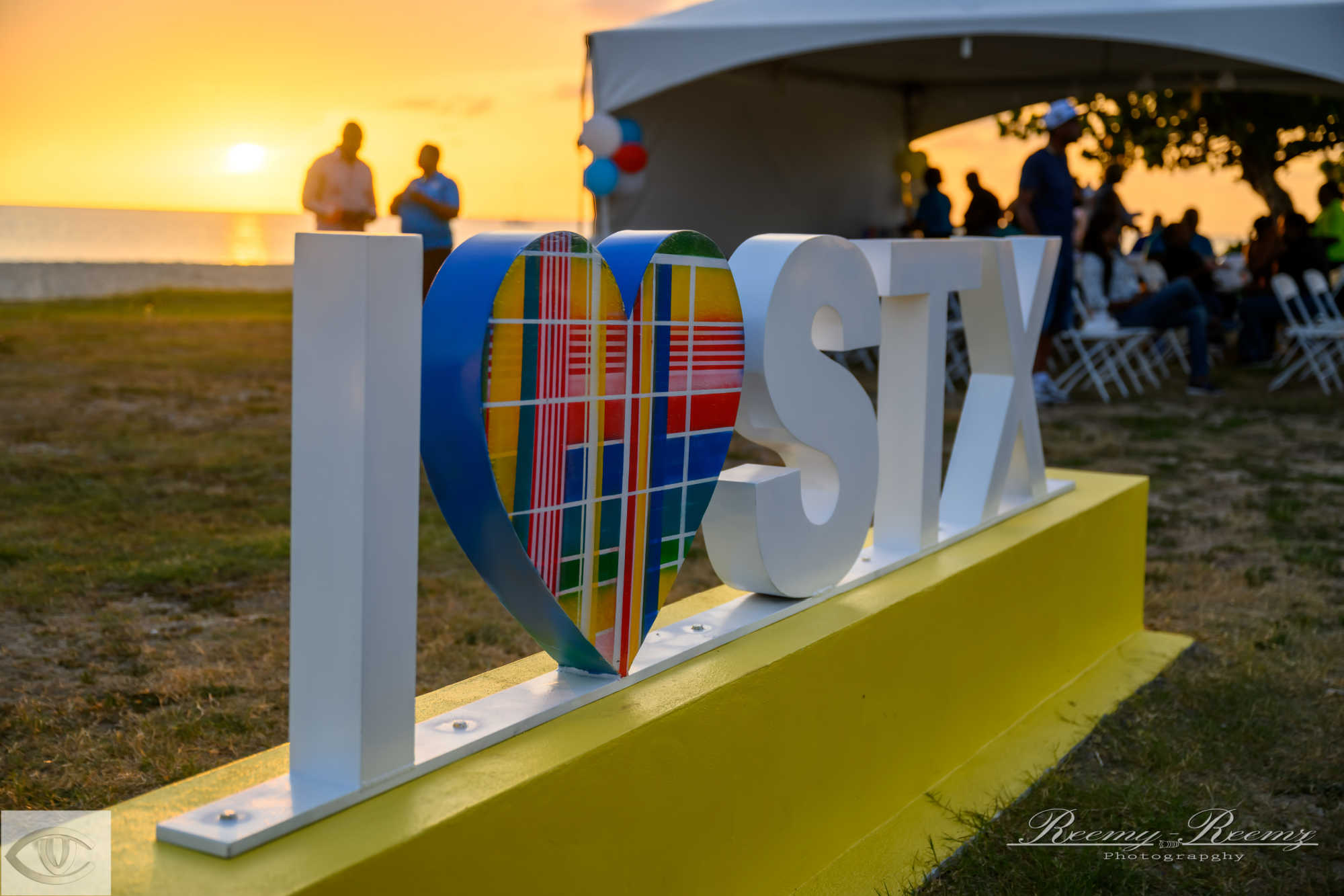 Class of the 80s Unveils 'I Love STX' Sign Near Frederiksted Beach - Watch