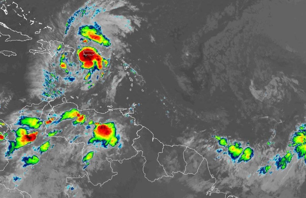 Isaias Producing Tropical Storm-Force Conditions Extending 415 Miles ...