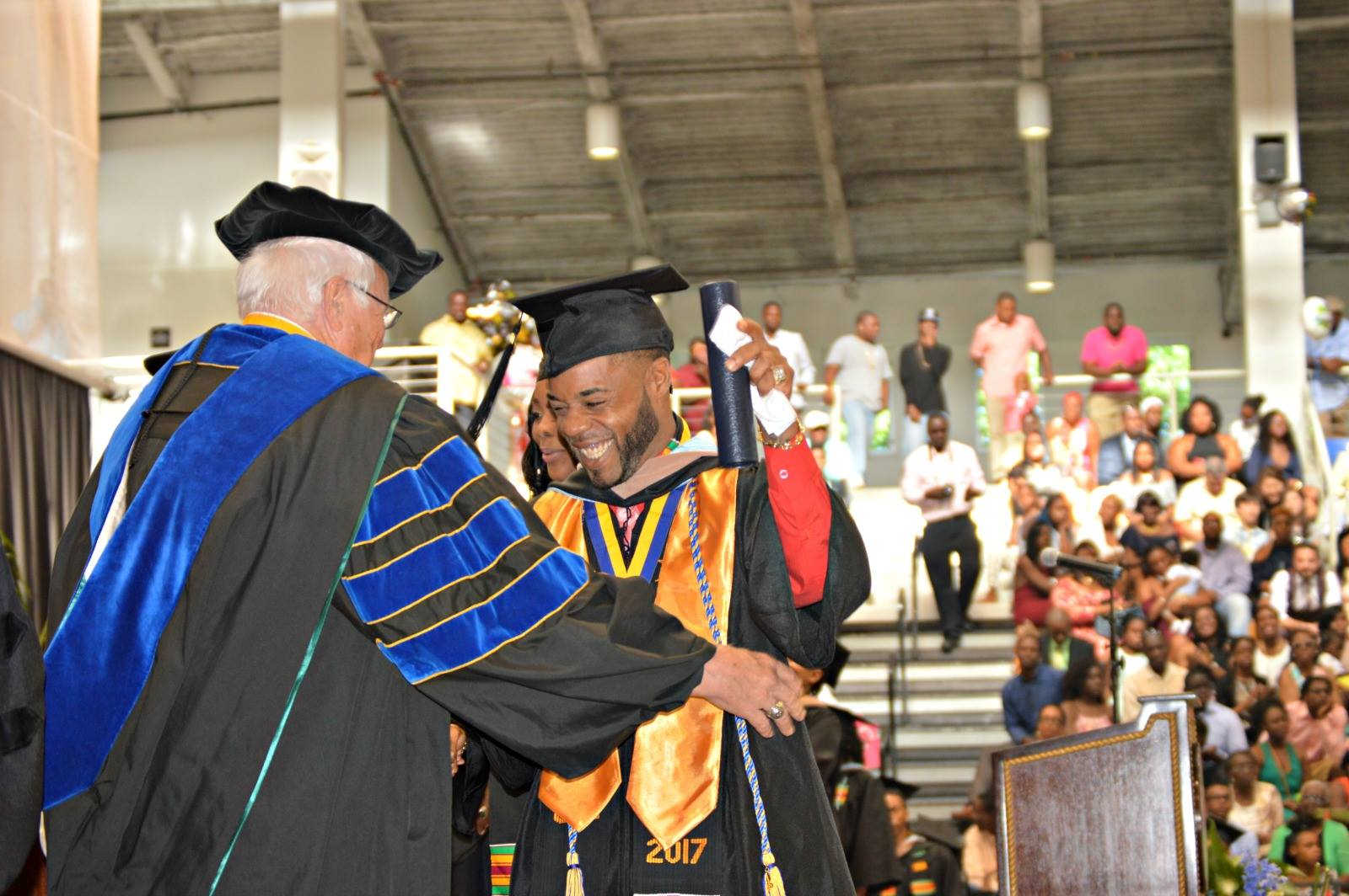 280 Future Leaders: UVI to Honor Graduates in Commencement Ceremonies