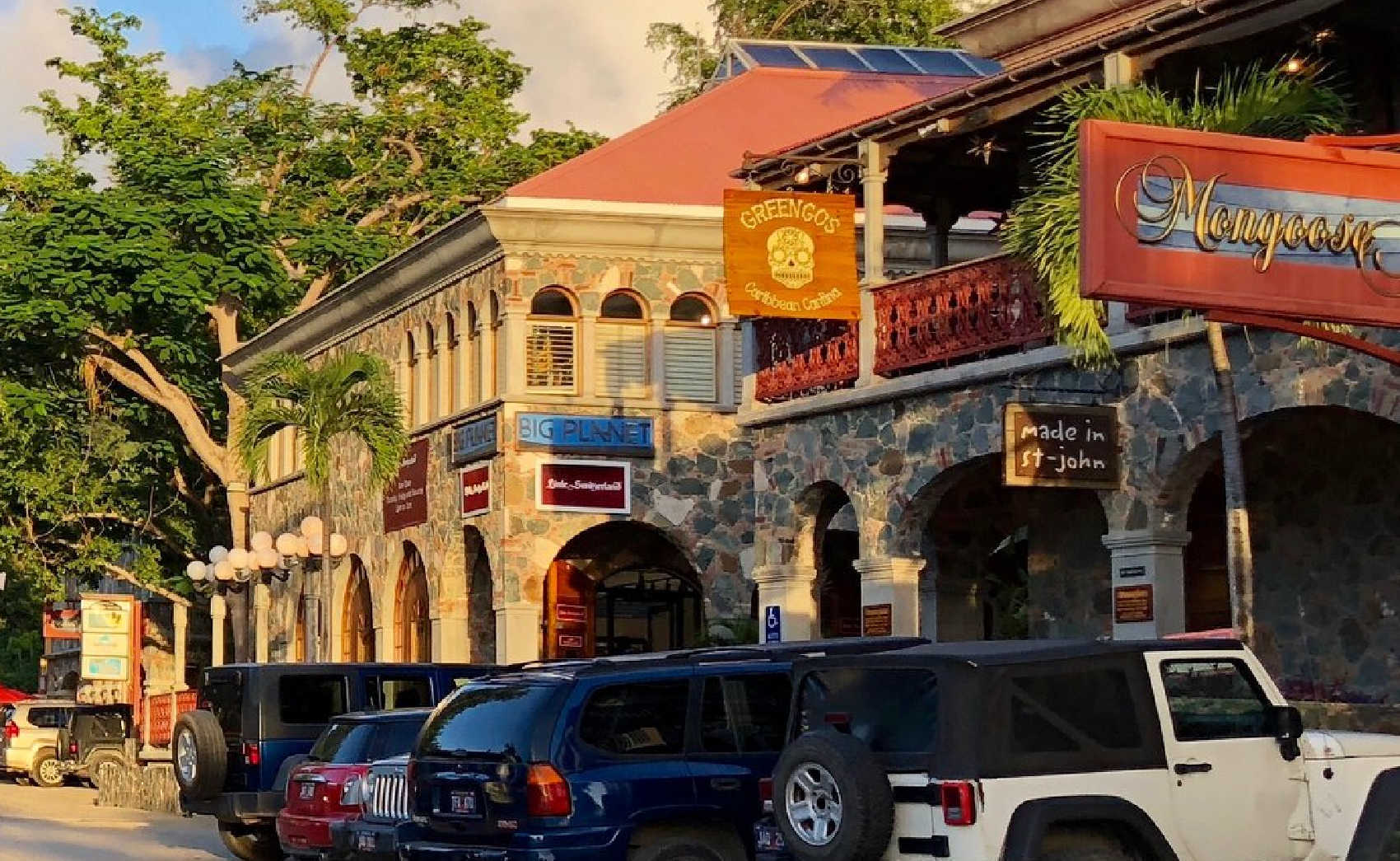 Armed Robbers Attack St. John Jewelry Store in Broad Daylight, Stealing ...